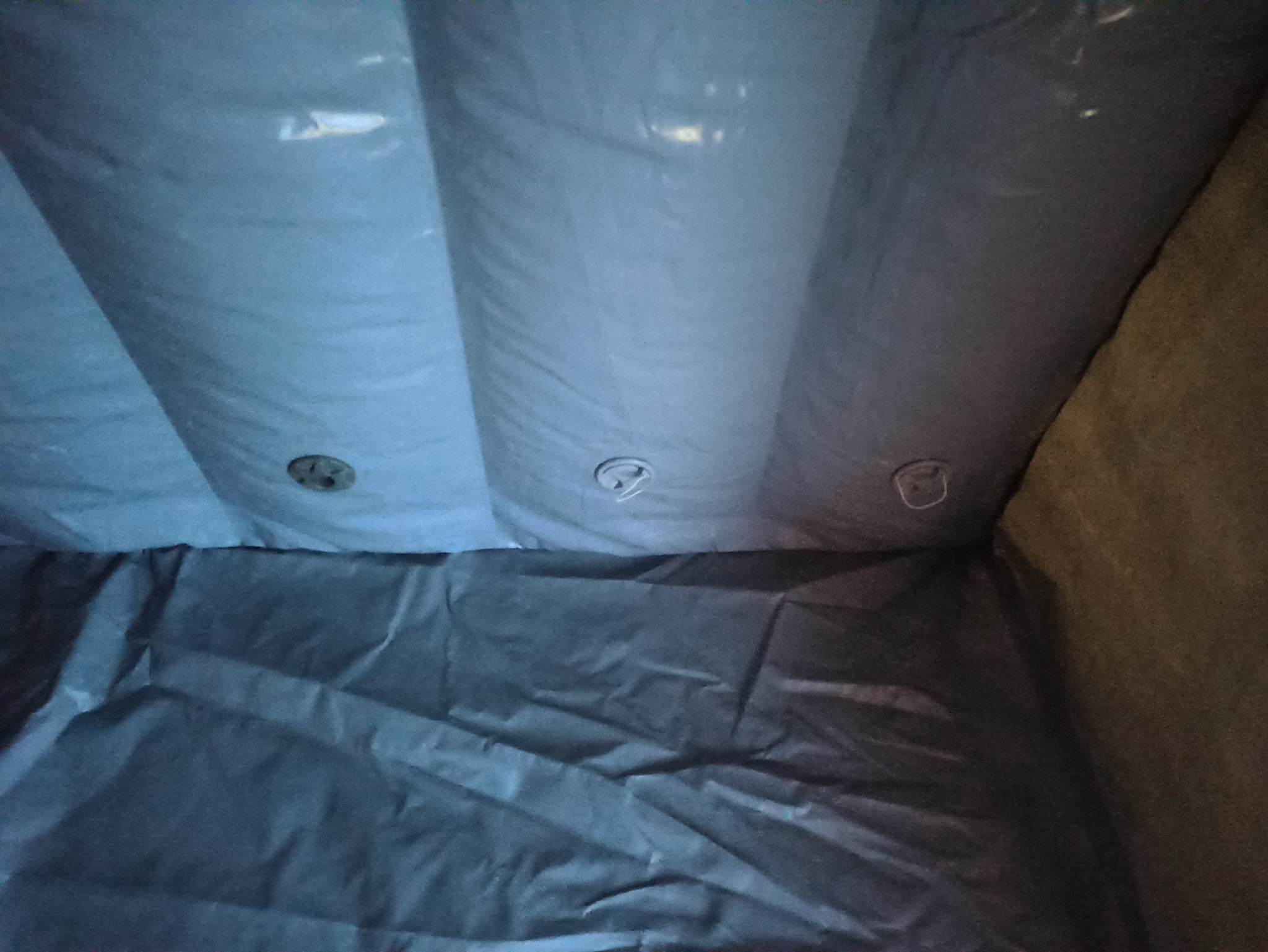 Inflatable decontamination tents & CBRN military uses